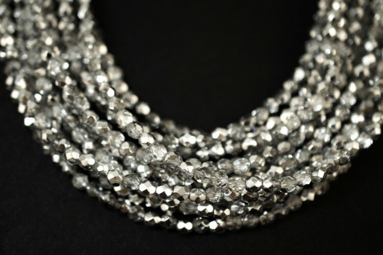 Бусины граненые Firepolish 4мм, отверстие 0,8мм, цвет 27001 серебро 1/2, 714-040, 1 нить (около 50шт)