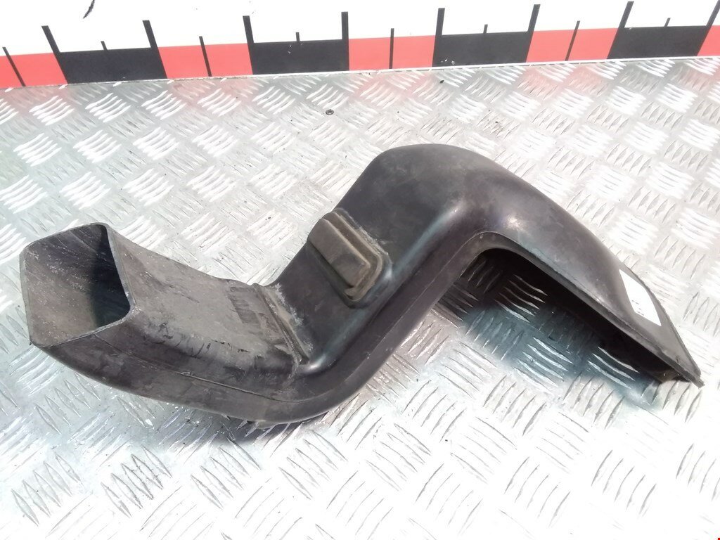 Воздухозаборник (наружный) Chrysler Sebring 3 (JS) 04891632AD арт. 718067
