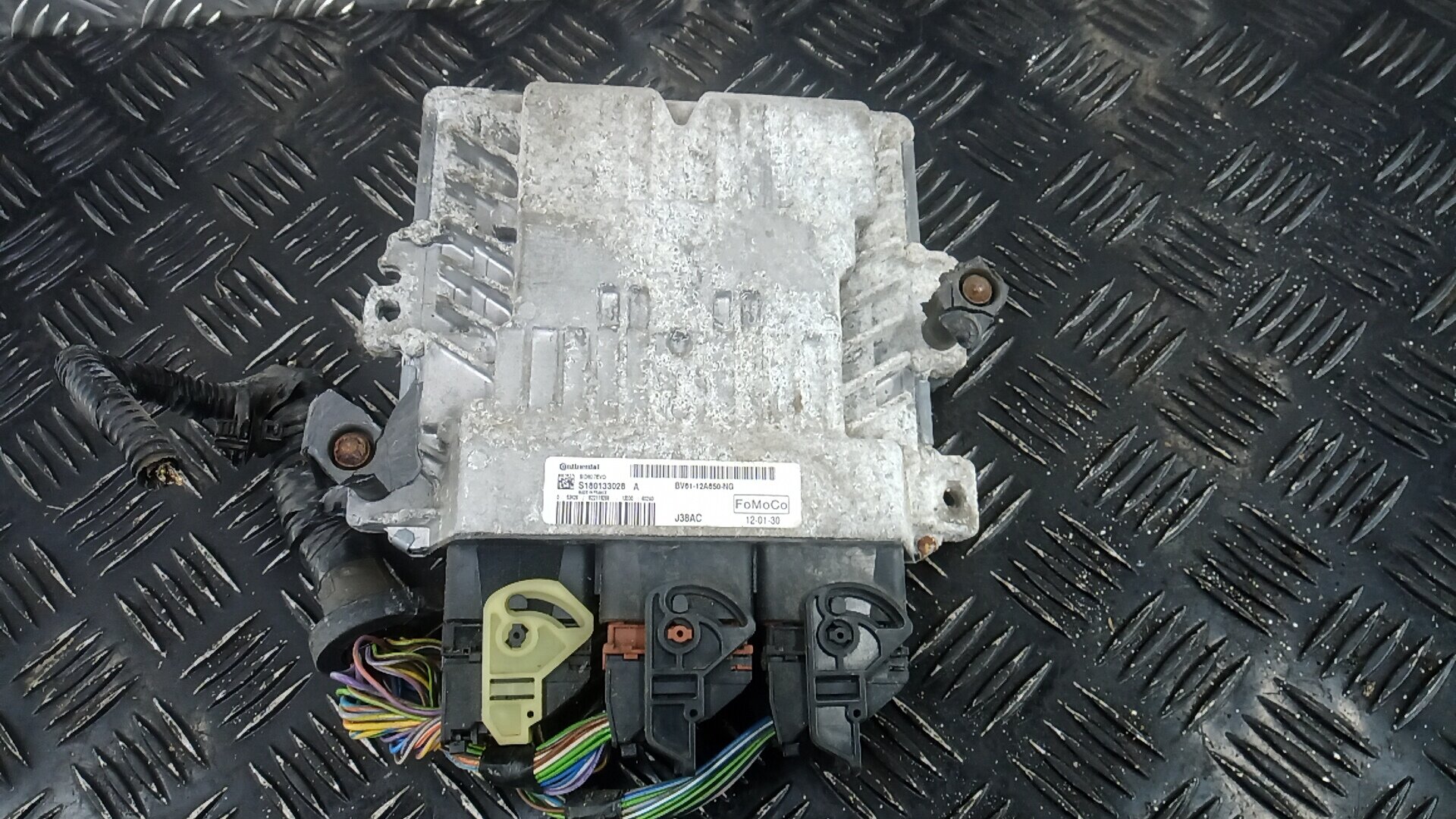Блок управления двс FORD FOCUS 3, Номер s180133028