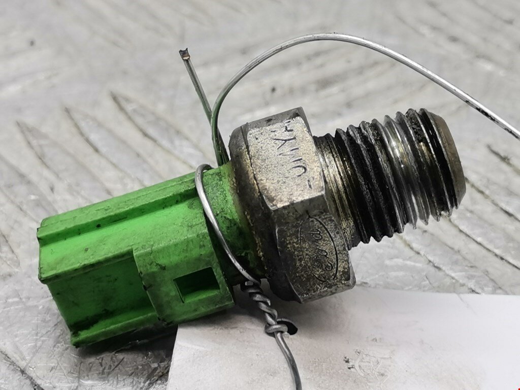 Датчик давления масла Ford Mondeo 4 1363512 арт. 2110376