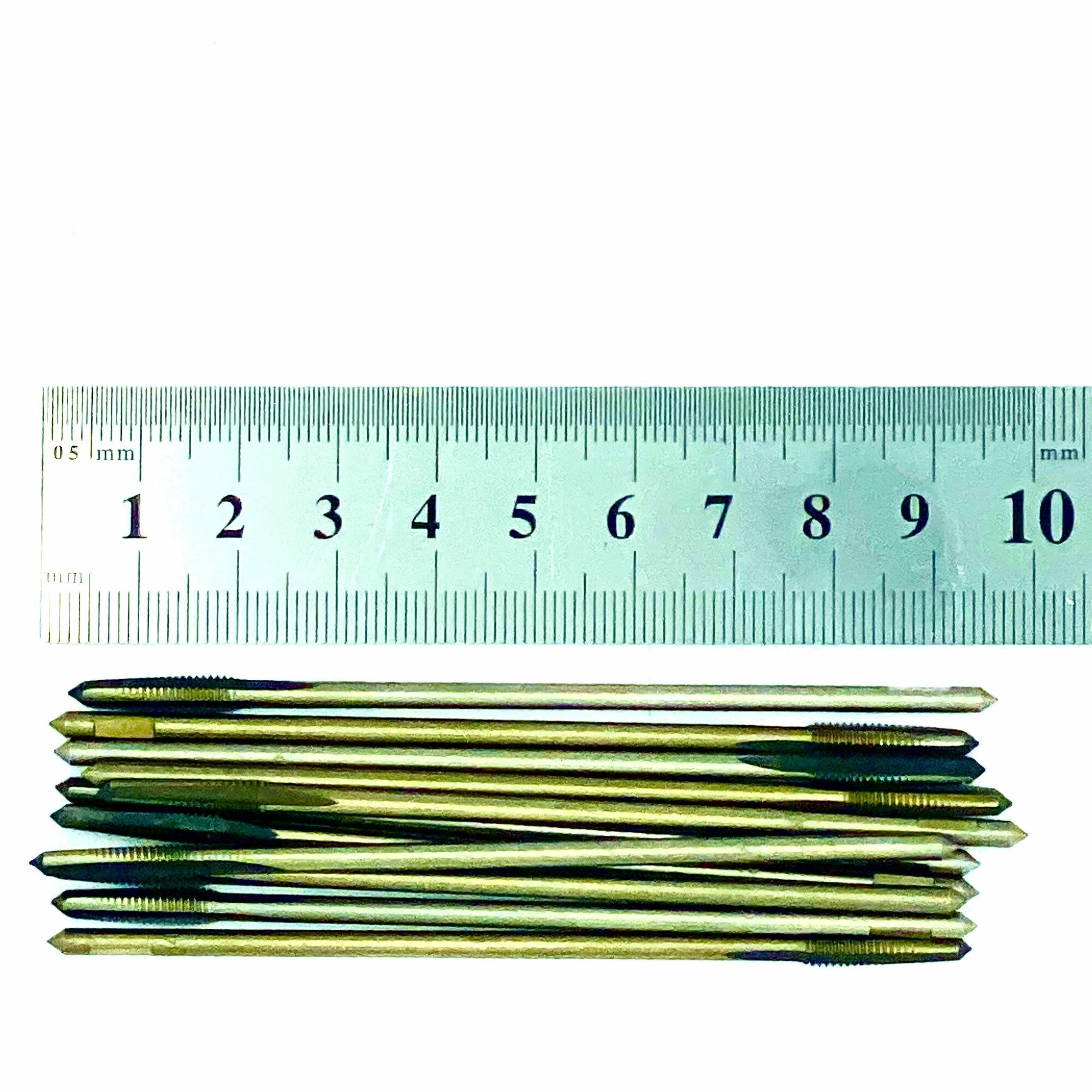 Метчик гаечный М 4х0,7