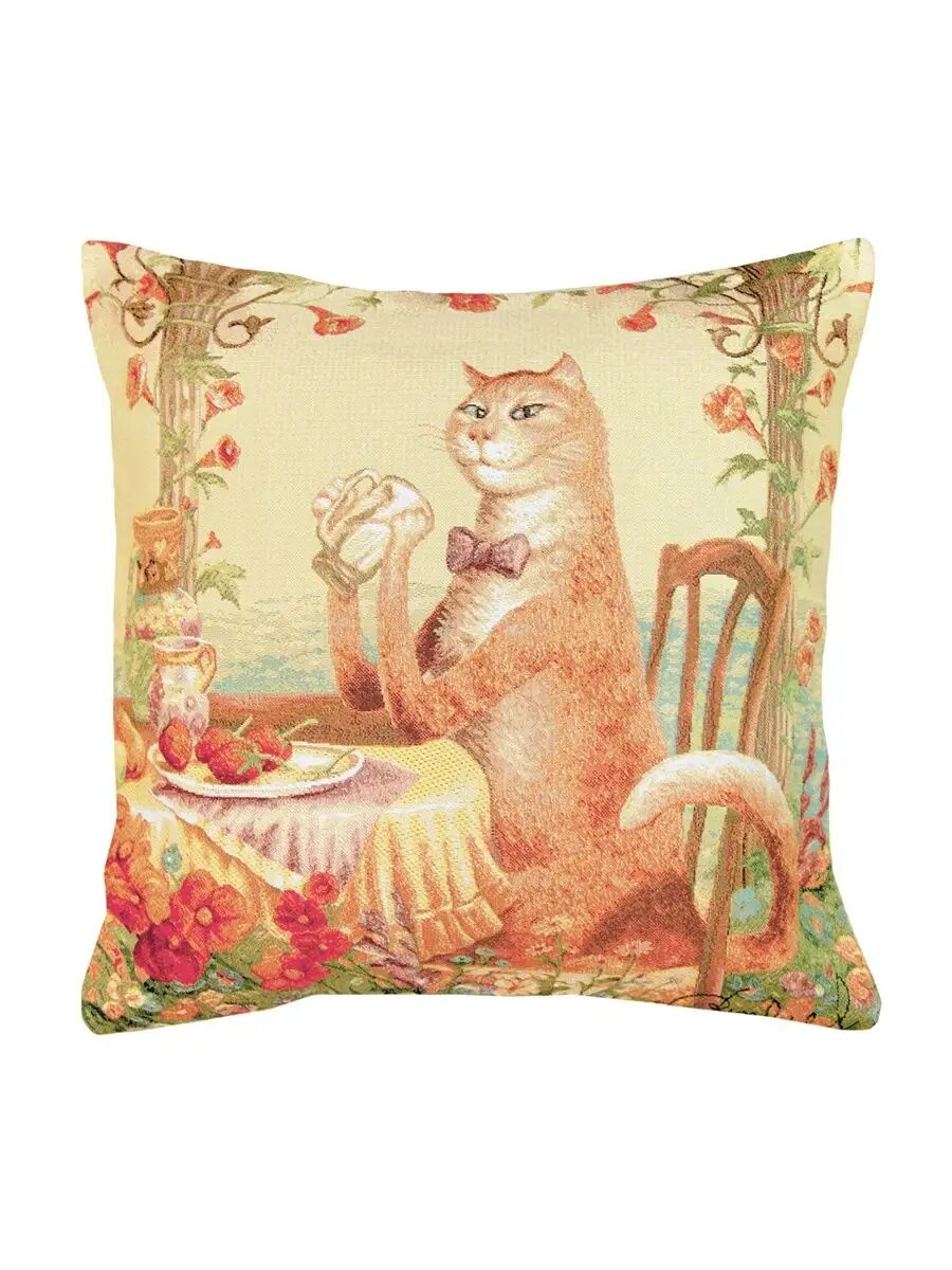 Гобеленовая наволочка с Питерскими котами.