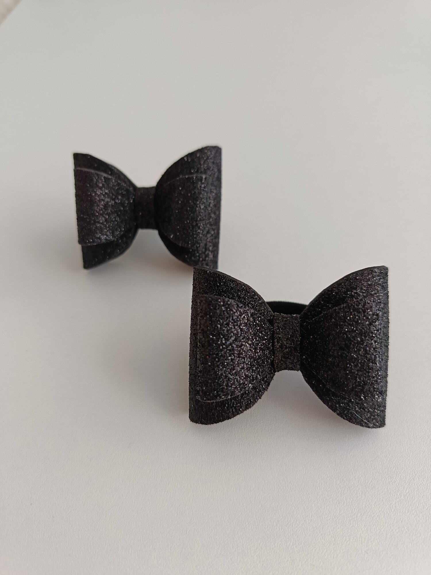 "Odetta Doma" Резинка-бантик для волос  из фоамирана, 2 шт. Черный