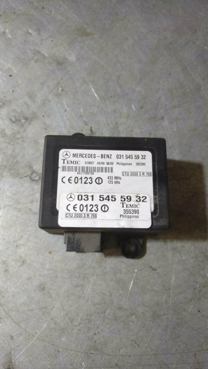 Блок управления центральным замком Mercedes-Benz Vito W638 (1996 - 2003) 0315455932