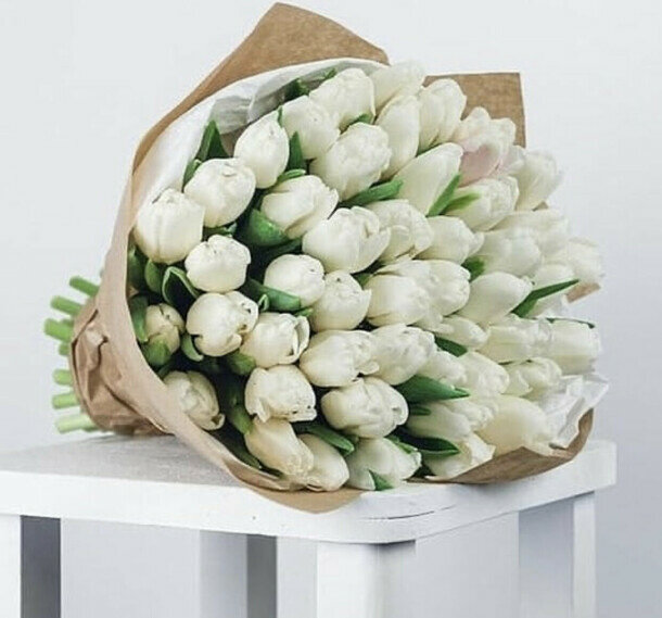 Букет из 51 тюльпанов