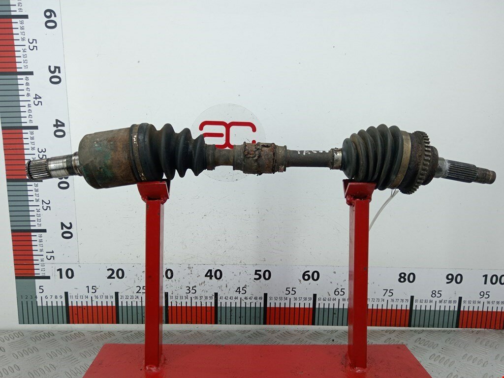 Полуось передняя левая (приводной вал шрус) Mazda Premacy GD502560X арт. 2196153
