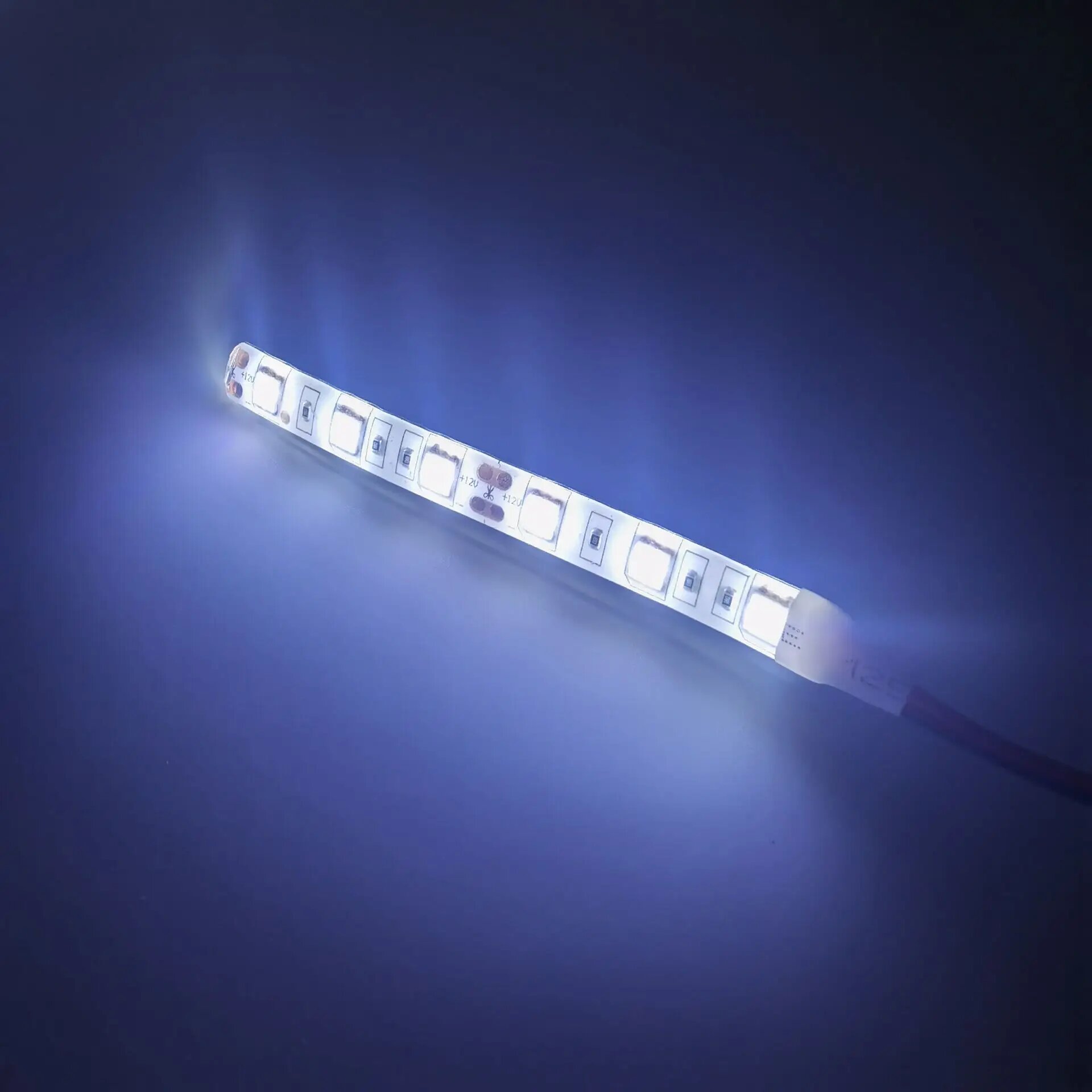 Светодиодная лента RGB, Голубой, Холодный белый, 10cm, 6leds