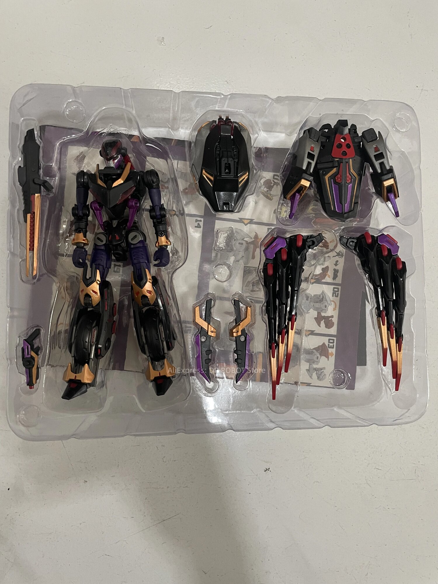 Трансформер MP-46BW Blackarachnia Без коробки