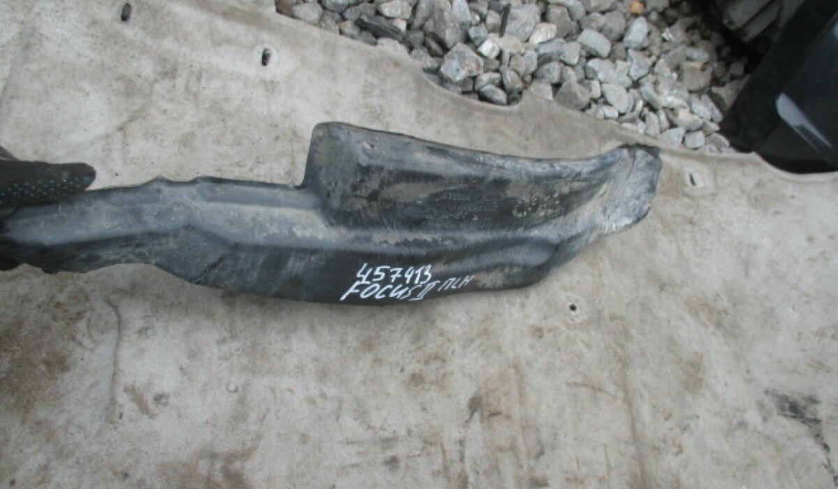 Пыльник (кузов наружные) Focus I Ford 4M51A16E561AC