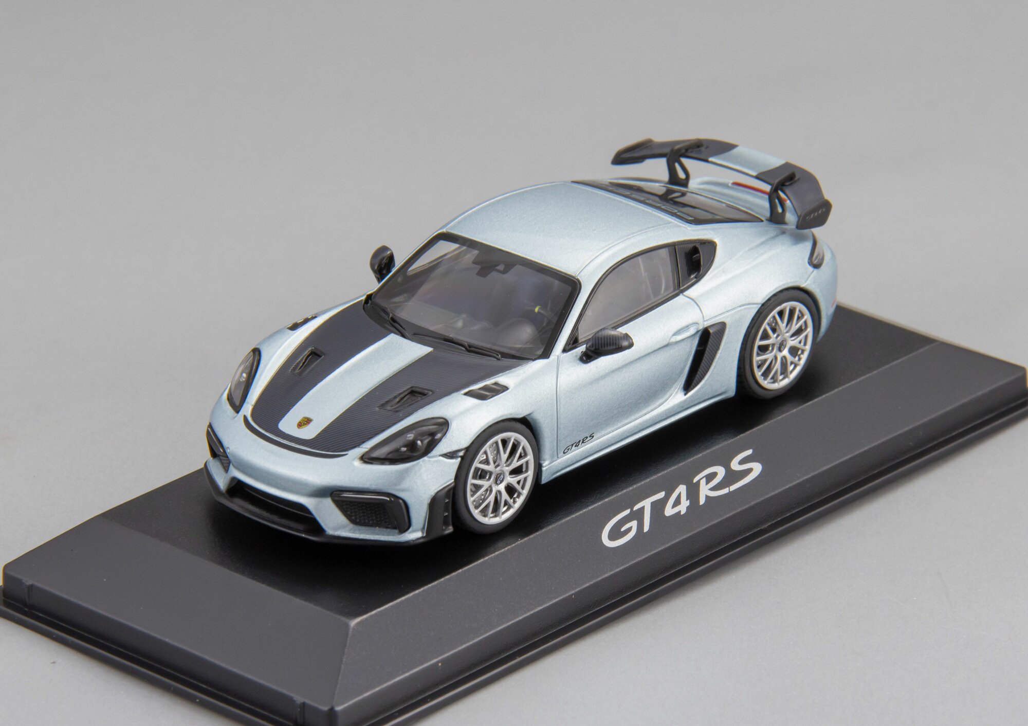 Масштабная модель Porsche Cayman GT4 RS