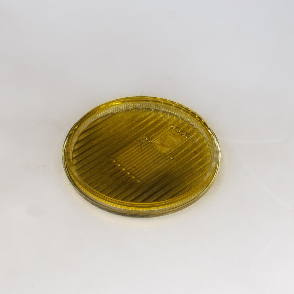 Стекло фары противотуманной (желтое, круг.) 10.3743204