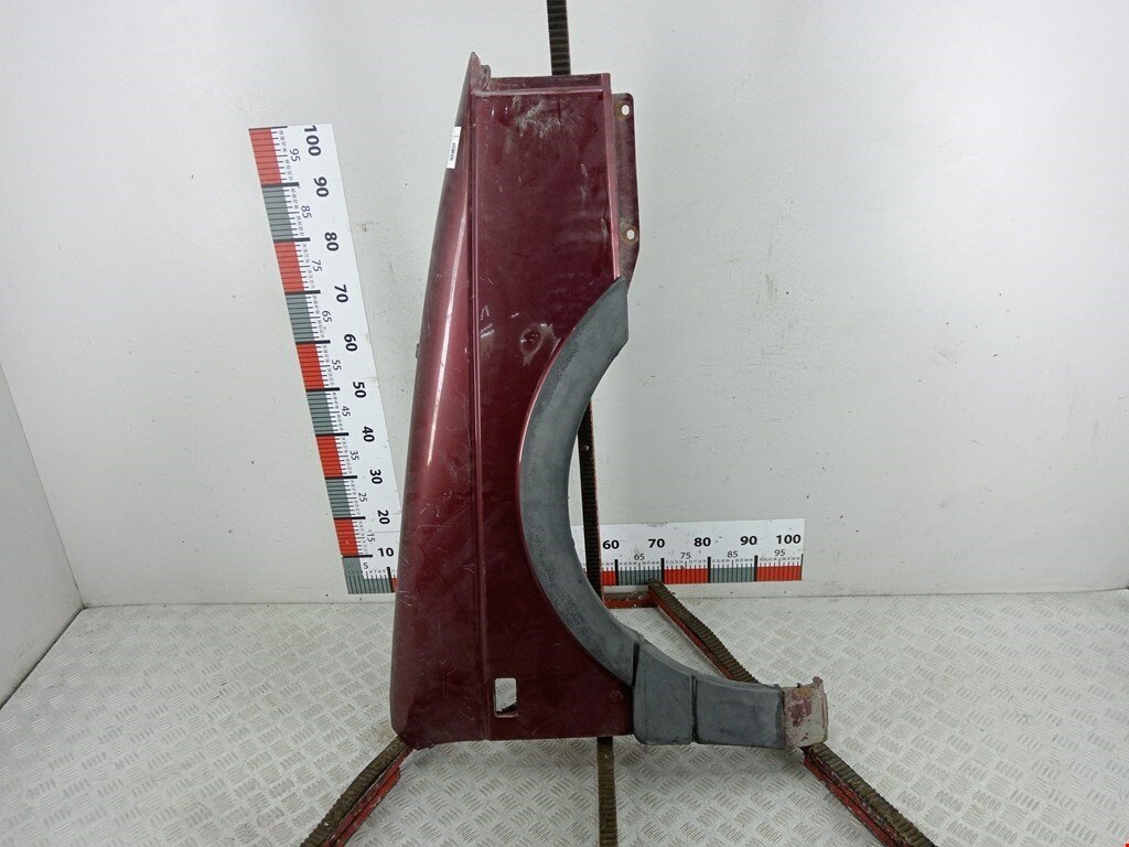 Крыло переднее правое Volkswagen Passat 3 357821022 арт. 2215935