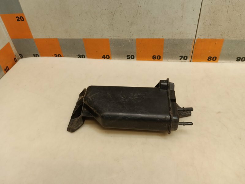 Б/У Абсорбер (фильтр угольный) Volkswagen Passat B6 411103 VAG арт. 3C0201801