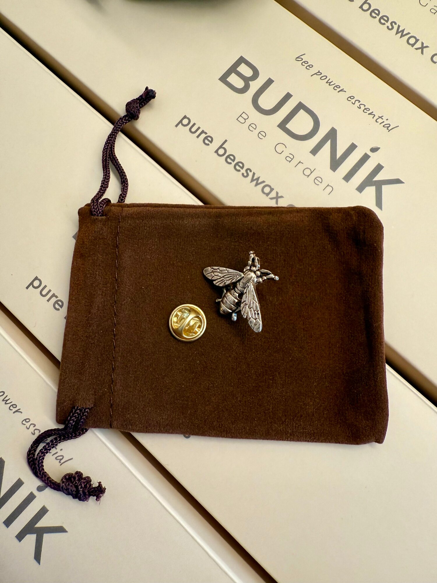 Аксессуар для свечей брошь пусета Пчела