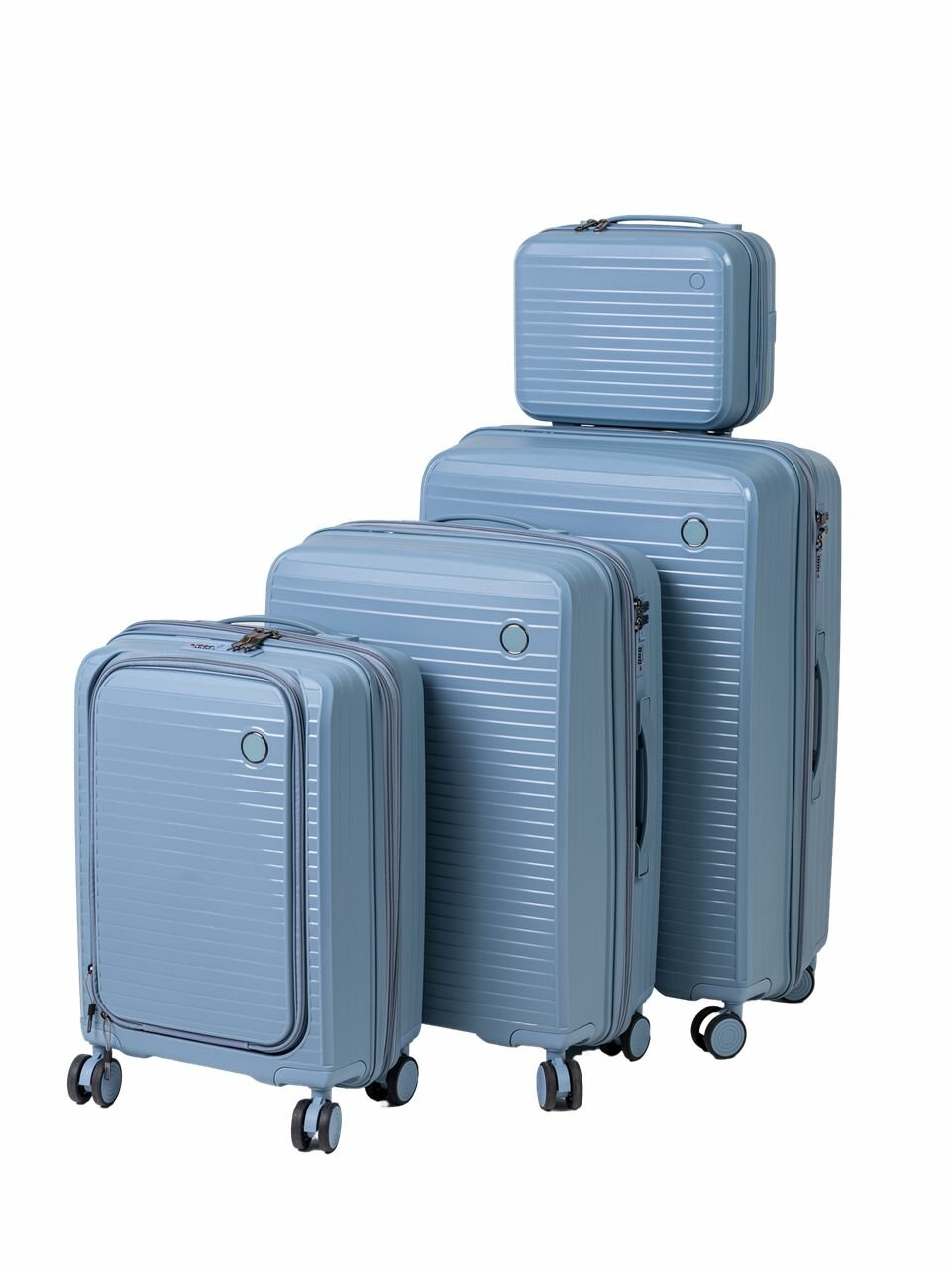 Комплект чемоданов 