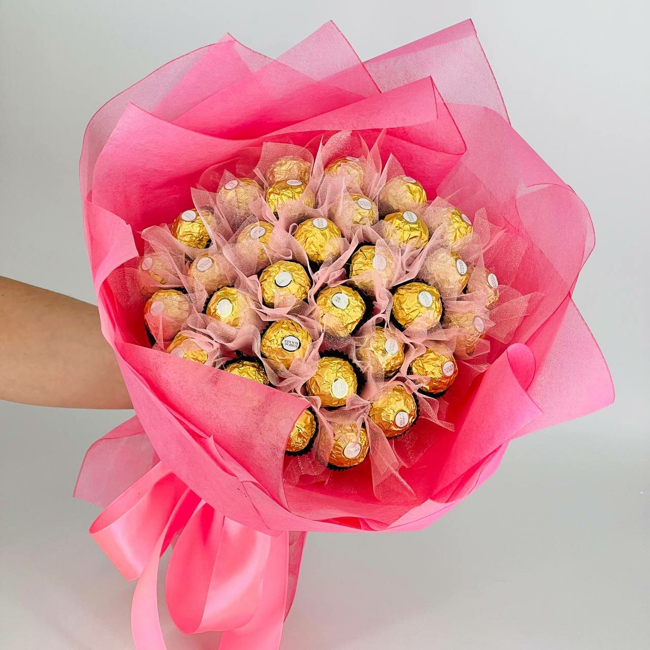 Сладкий букет из конфет Ферреро роше. Подарок любимой девушке