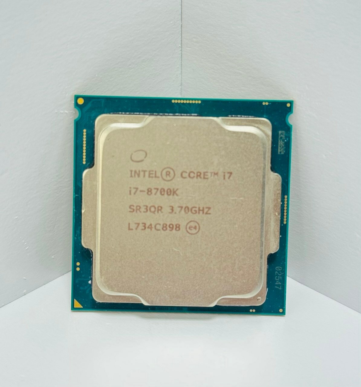 Процессор Intel Core i7-8700K 1151 V2 сокет