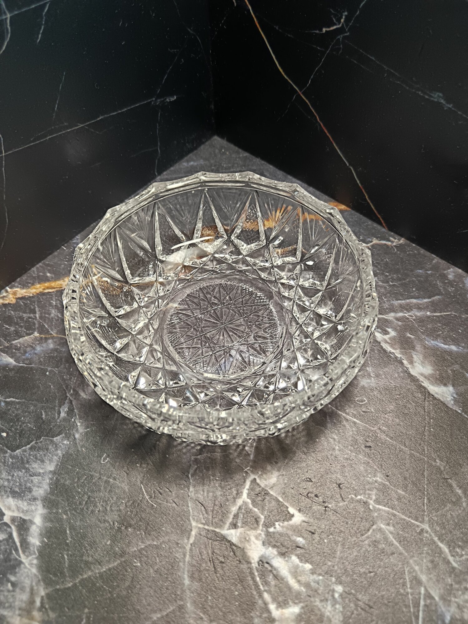 Хрустальная вазочка -конфетница времен СССР, алмазная грань