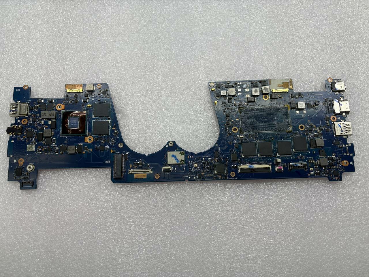Материнская плата ASUS UX481FL донор GPU N17S-LG-A1(039237)