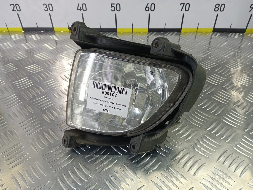 Фара противотуманная передняя Б/У для Kia SPORTAGE II (2004—2008) 92201-1F001