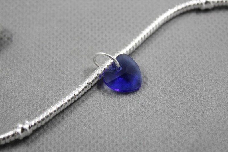 Шарм Handinsilver ( Посеребриручку ), стекло