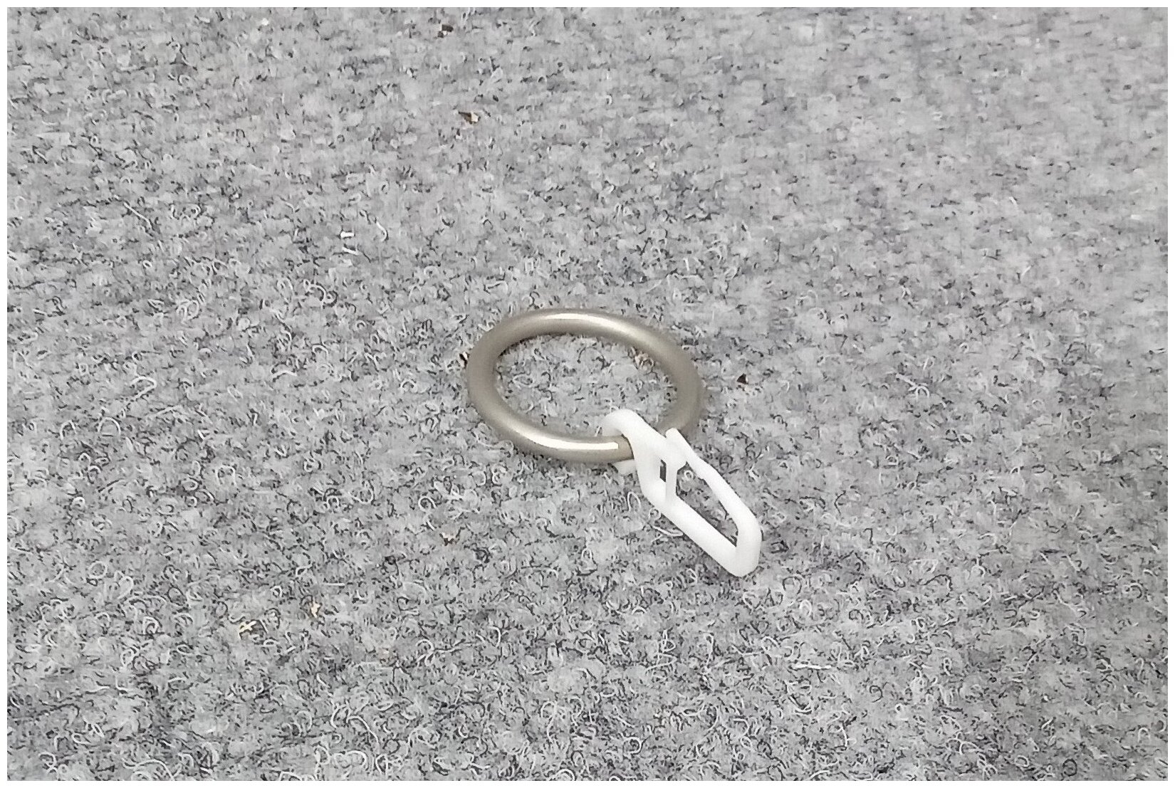 Кольцо с крючком (для карниза AICITY16 диаметром 16 мм).