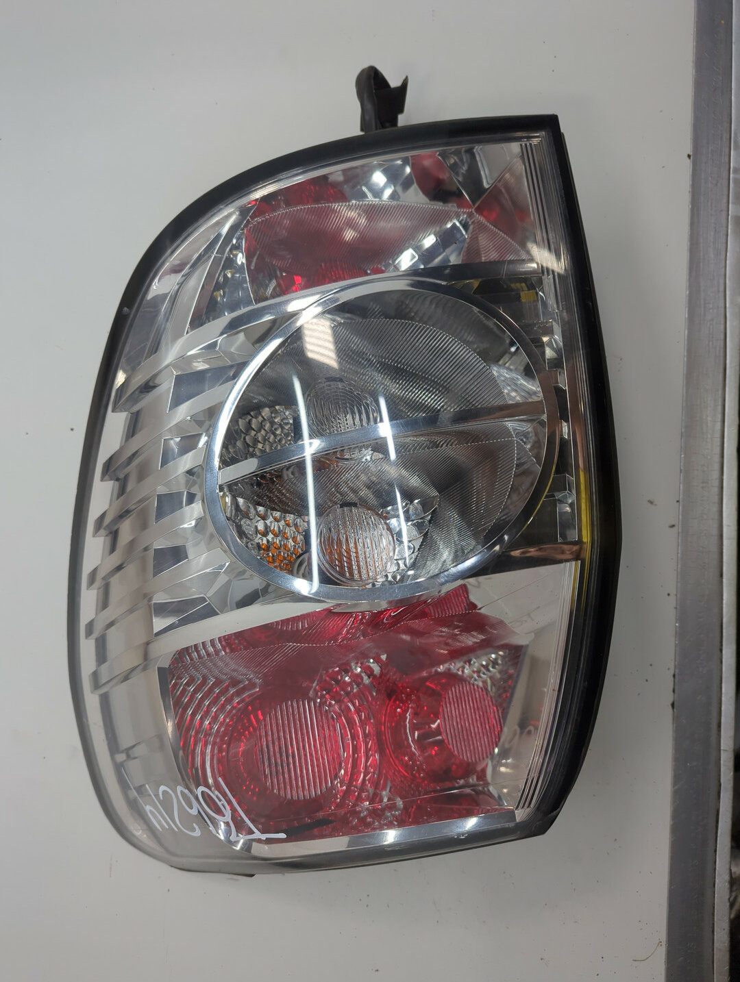 Фонарь (задний) правый Chevrolet Captiva Б/У