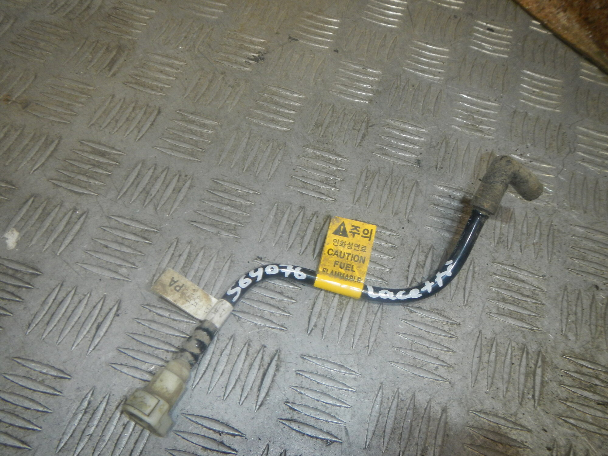 Б/У Трубка, Chevrolet (Шевроле)-LACETTI (04-13) CHEVROLET LACETTI (04-13) топливная 1,4л Без видимых повреждений. 564076 ...