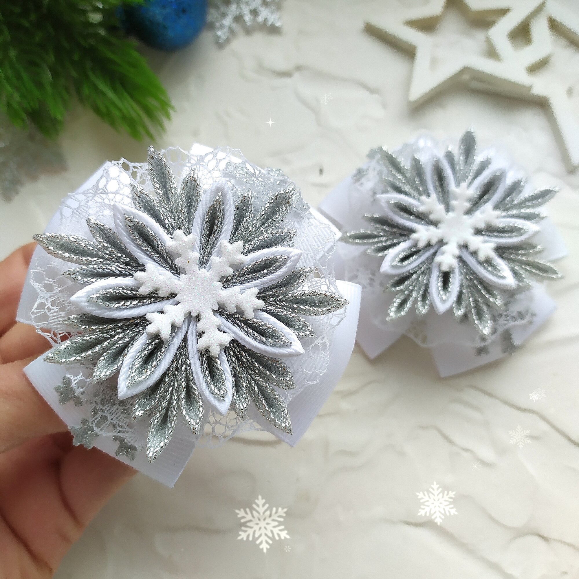 Бантики со снежинками, 2 шт.