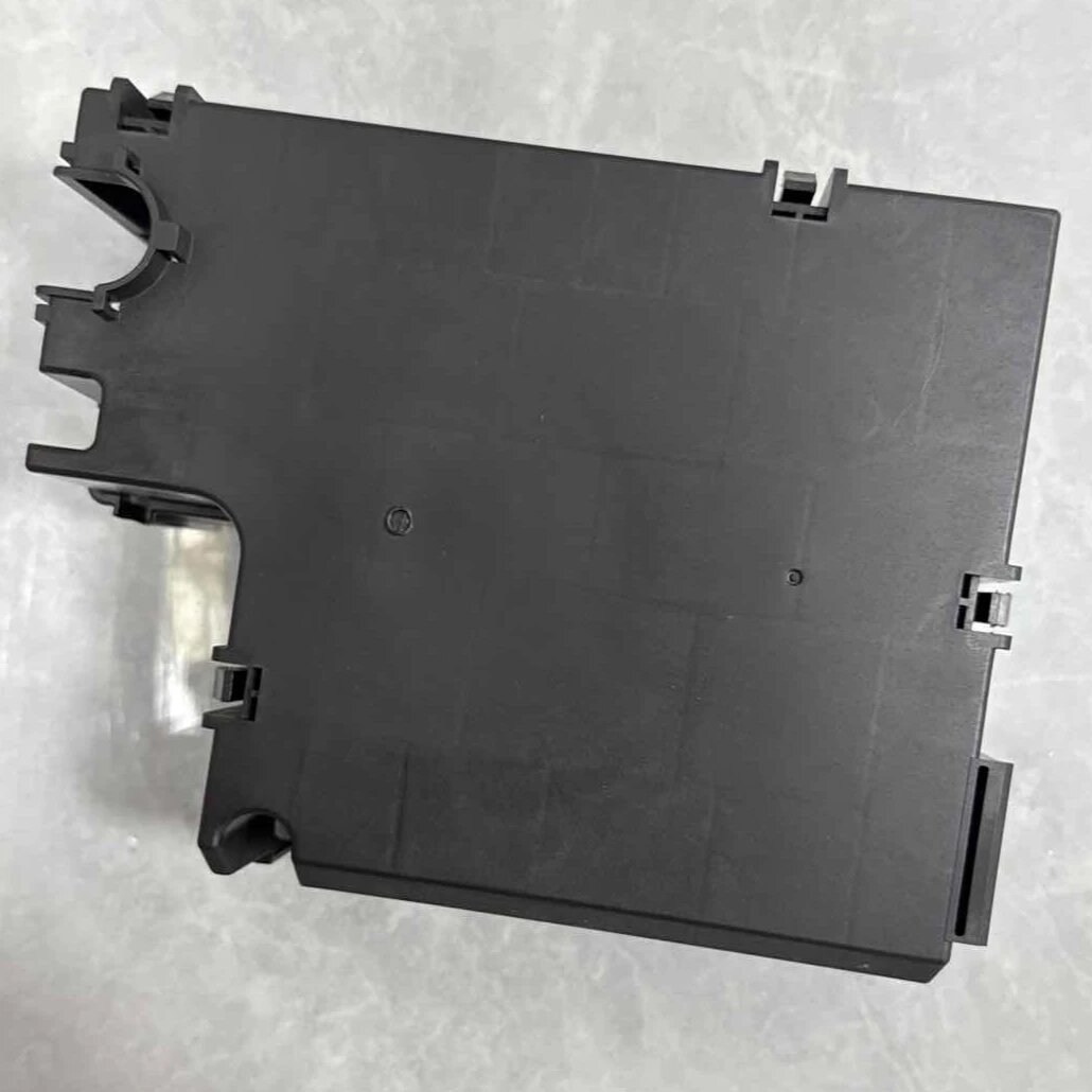 1 шт. оригинальное отделение двигателя, коробка реле предохранительной коробки, сборочный корпус для Great Wall для Haval H6 M6 Lower