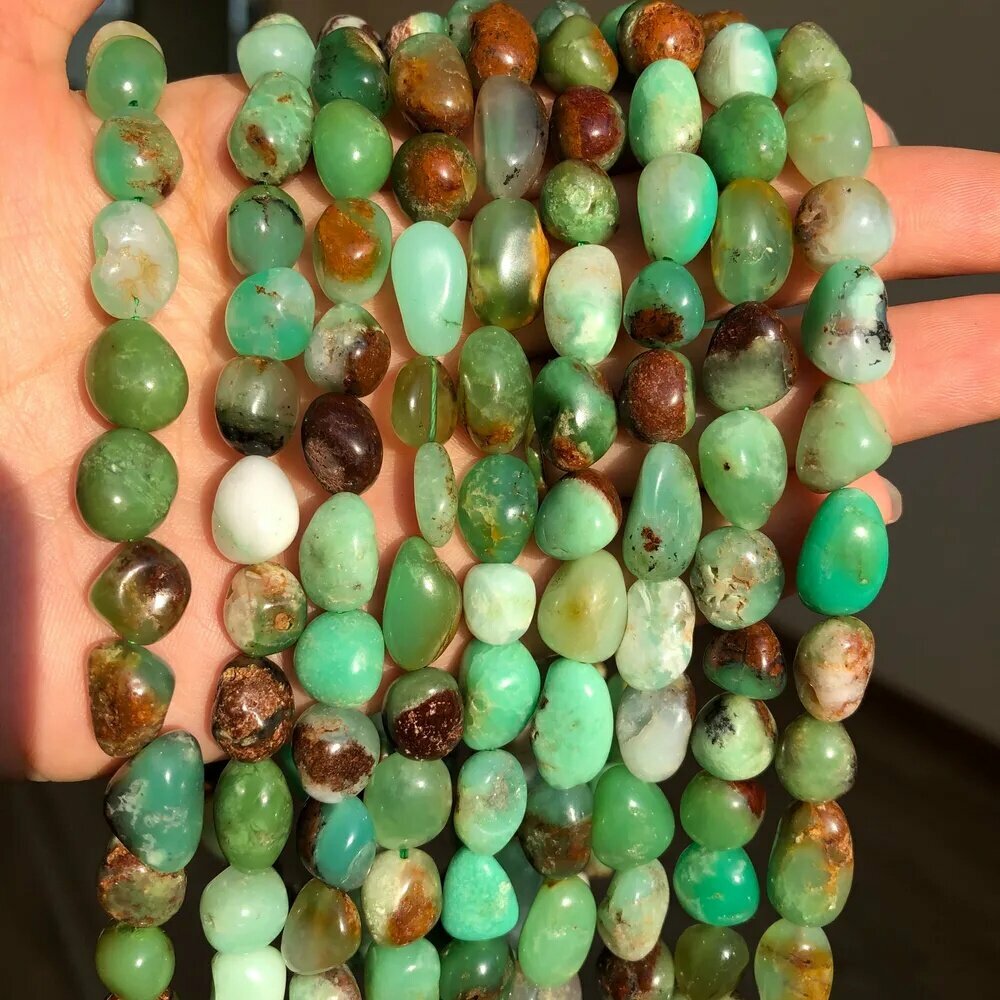 Бусины из зеленый яшмы неправильной формы, размер 8-10 мм