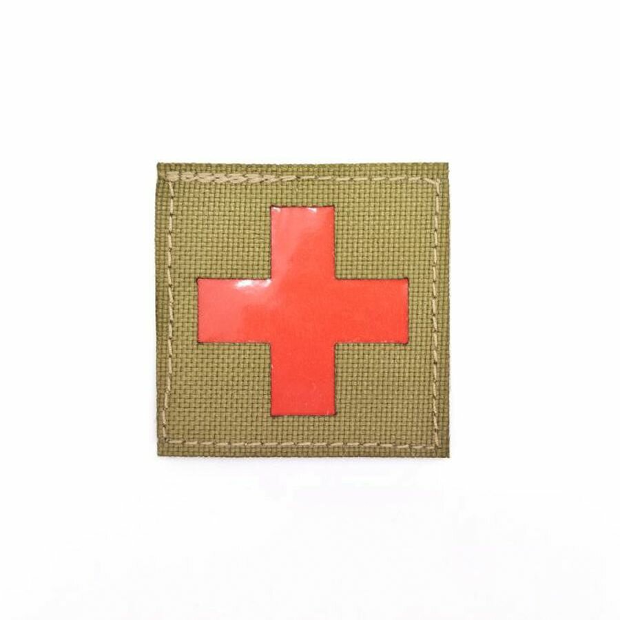 Нашивка , патч (шеврон) Медицинский крест 5*5см ТАН/Красный отражающий
