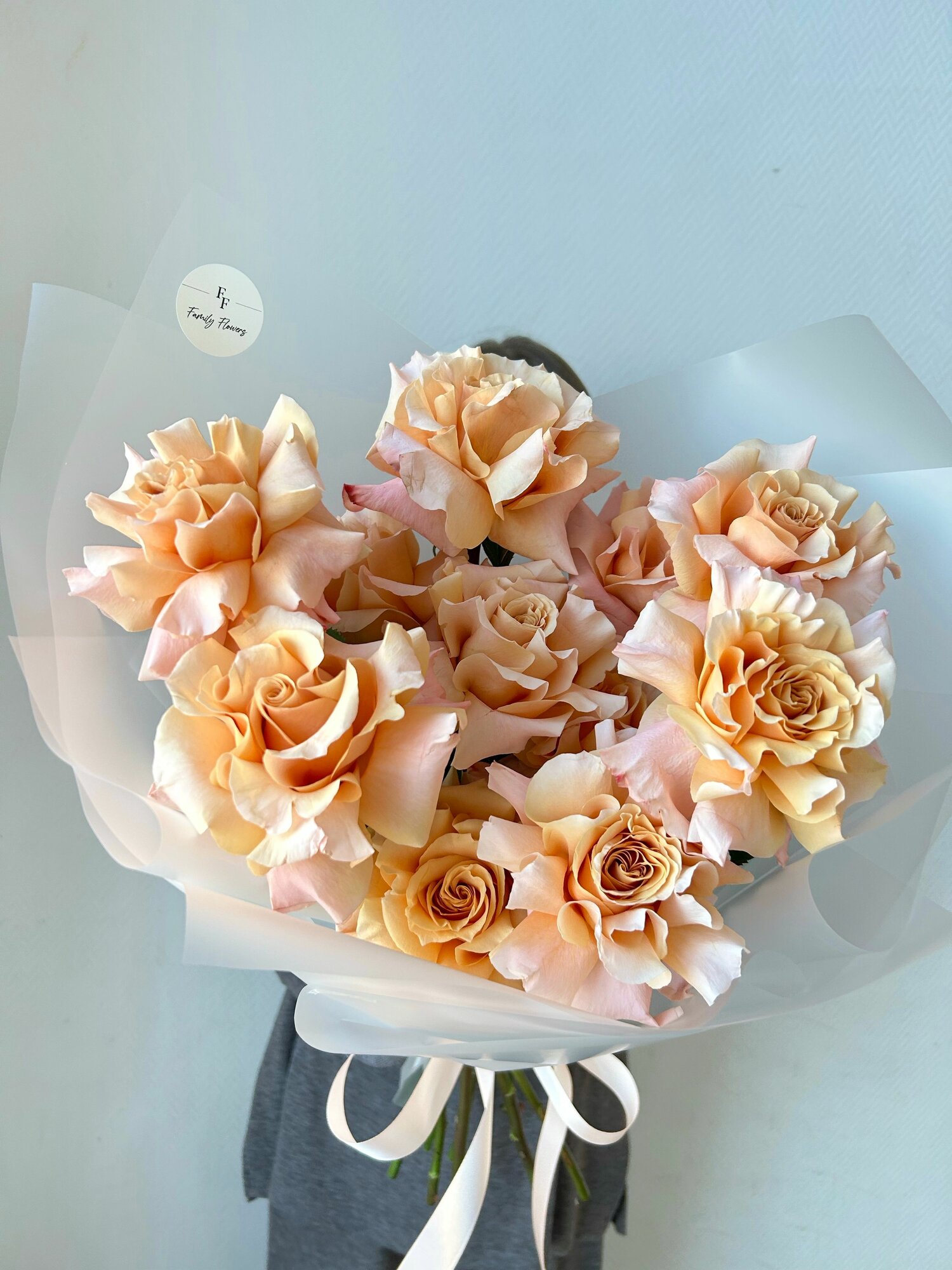 Букет персиковых французских роз