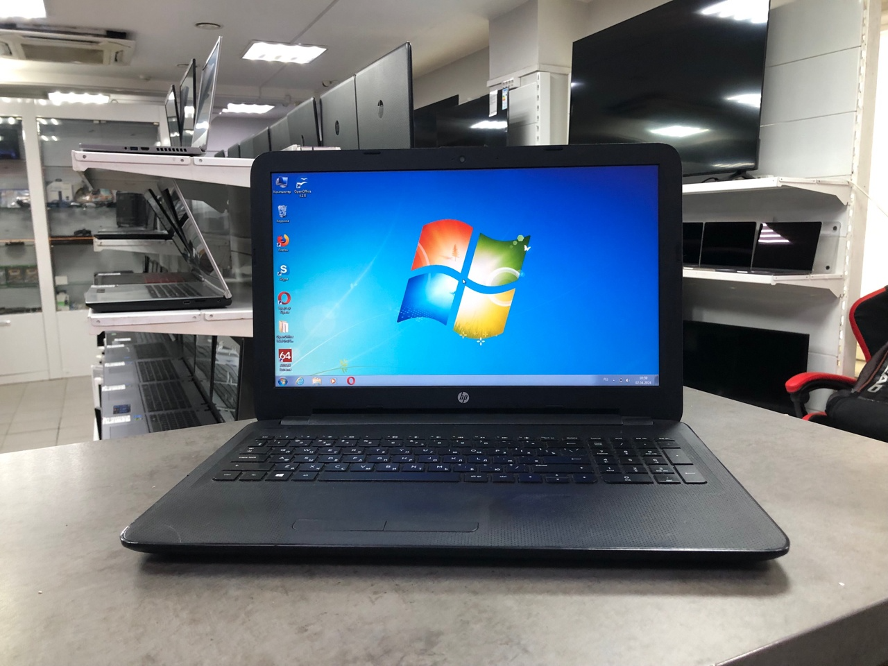 Ноутбук HP/i5 5200/4GB/AMD R5 M330/1000GB/15.6