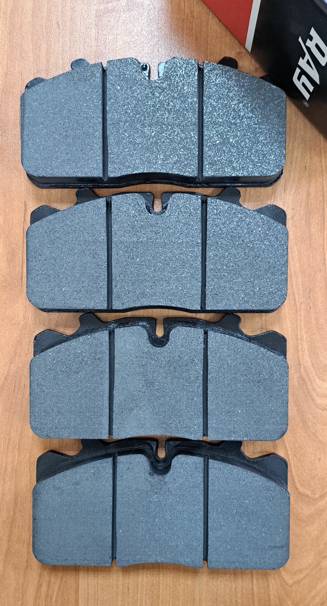 Колодки тормозные передняя газон NEXT без сигн.