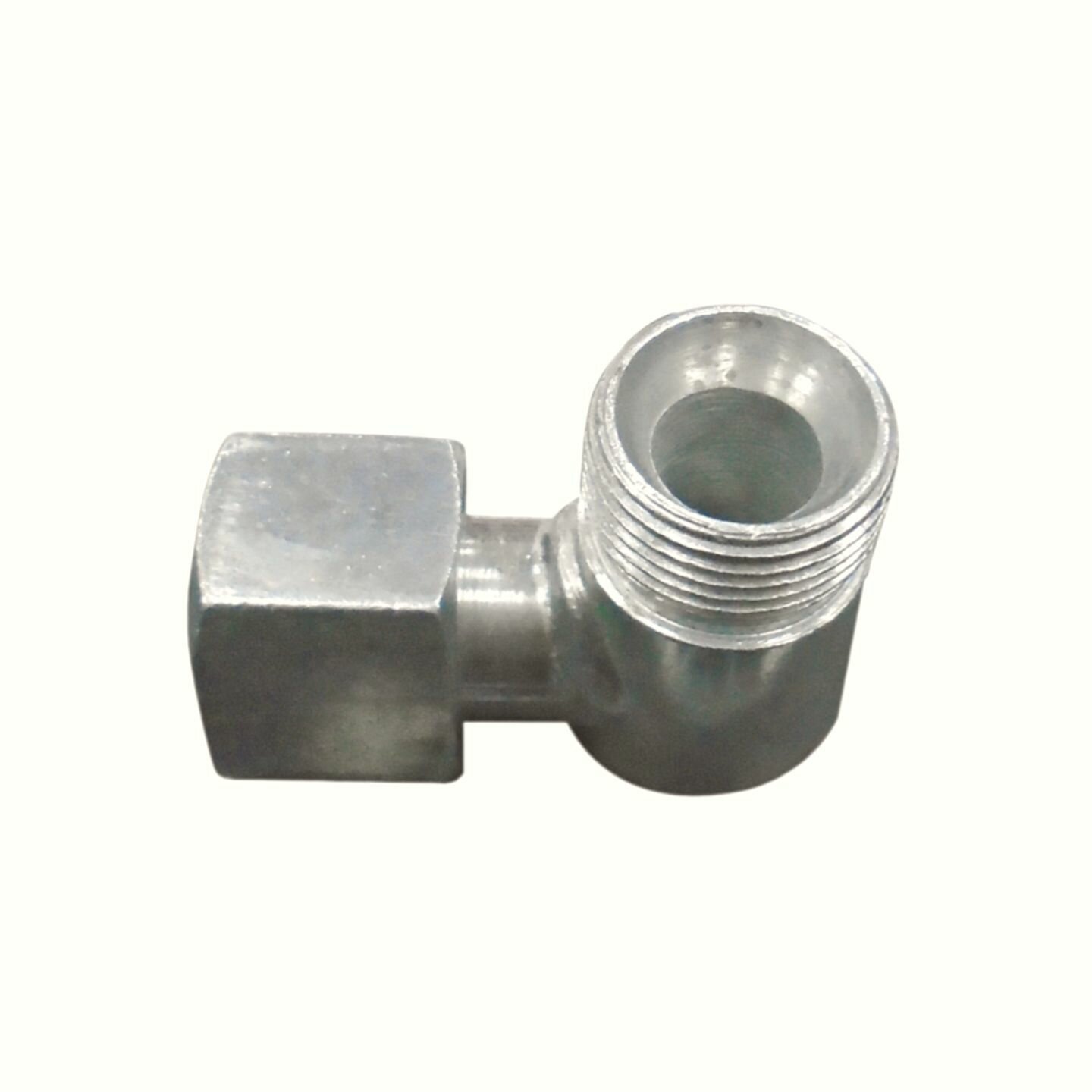 Угольник соединительный для РВД S24 (М20*1,5-М20*1,5) с гайкой