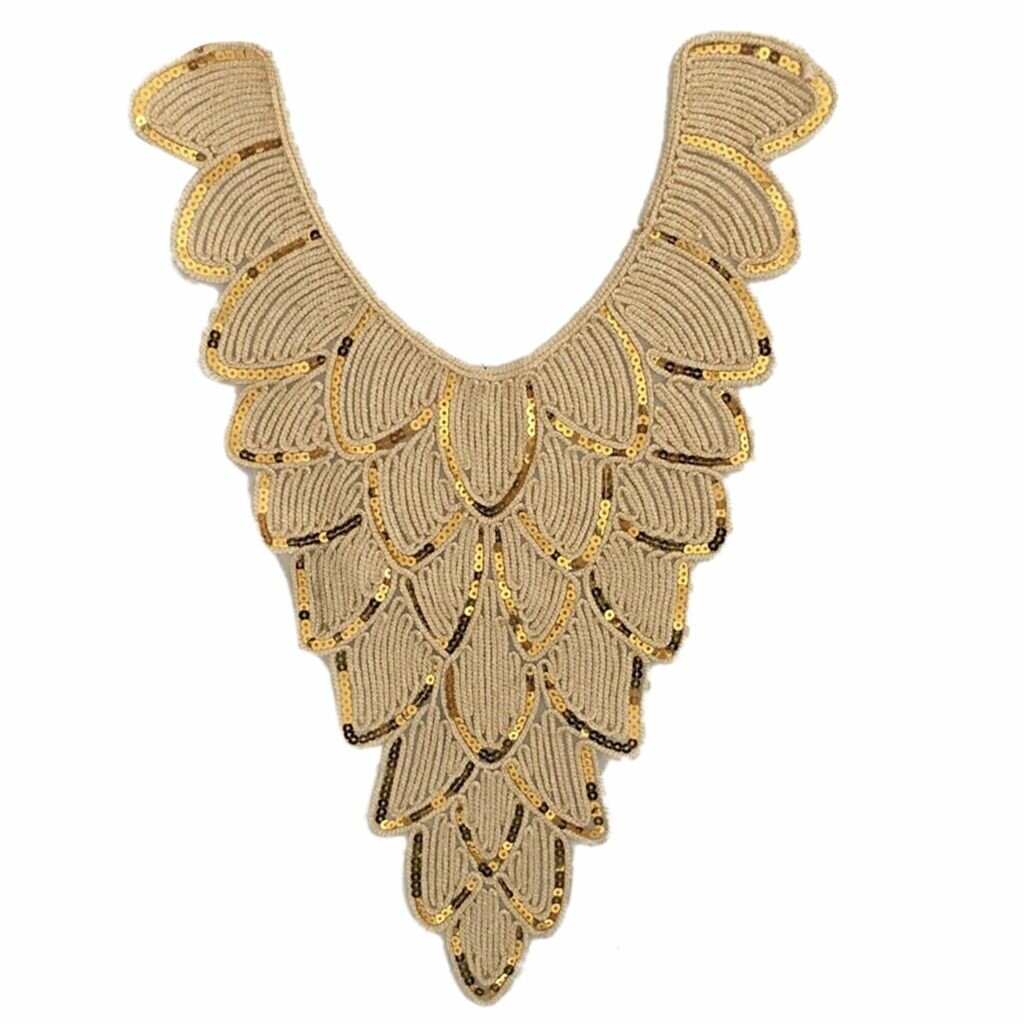 Вышитый кружевной воротник с бисером и блестками