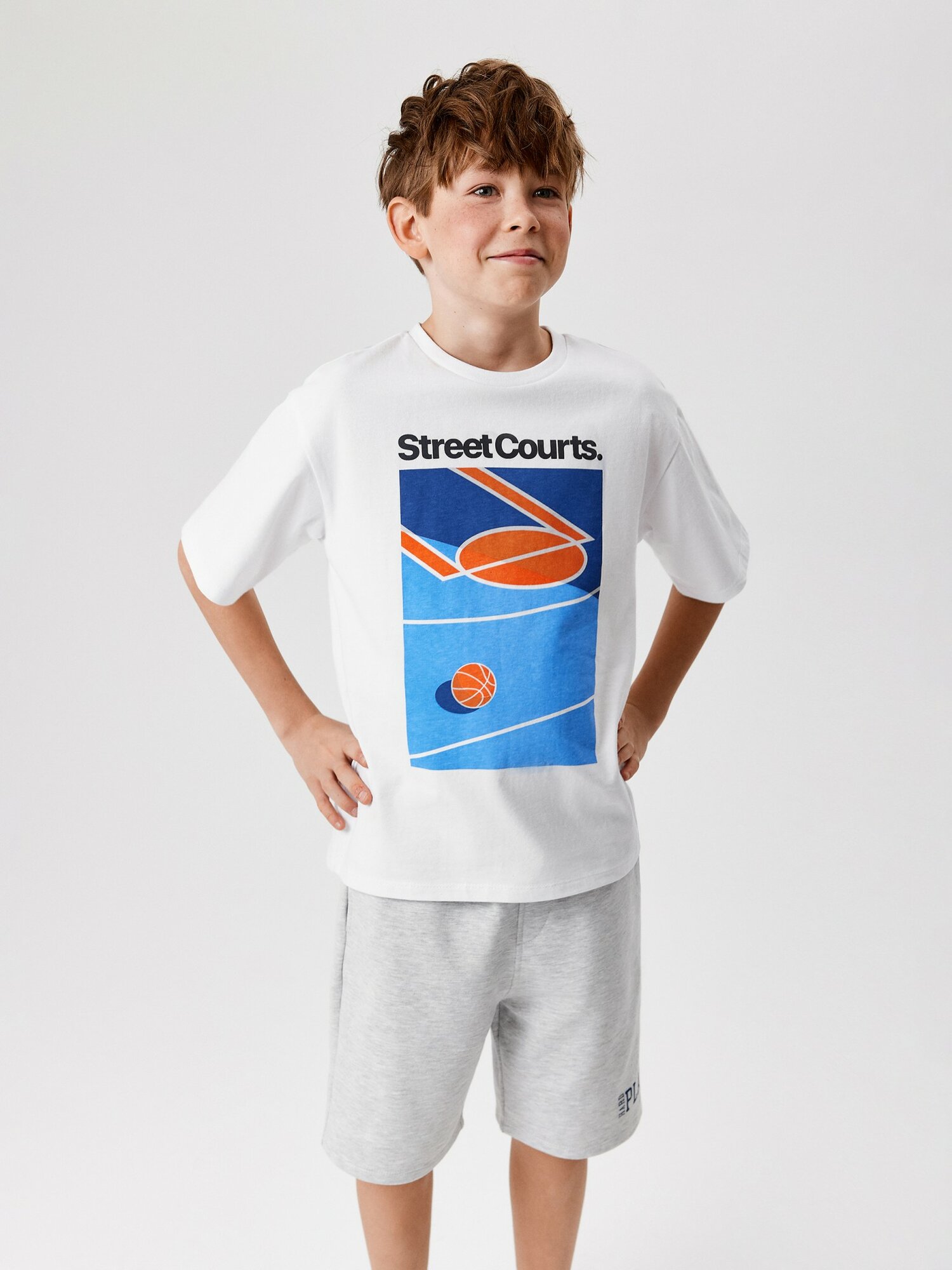 Футболка Весна-Лето 2025