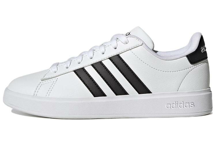 Кроссовки adidas Grand Court