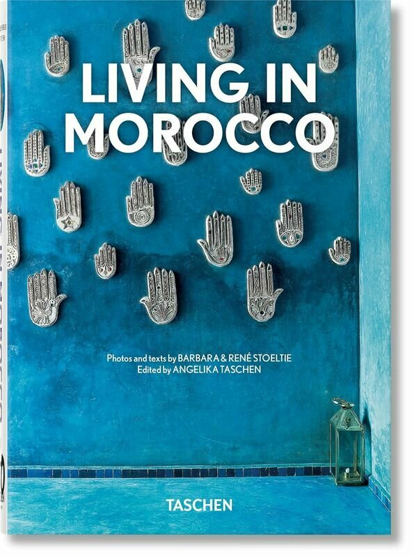 Книга Living in Morocco в твердом переплете