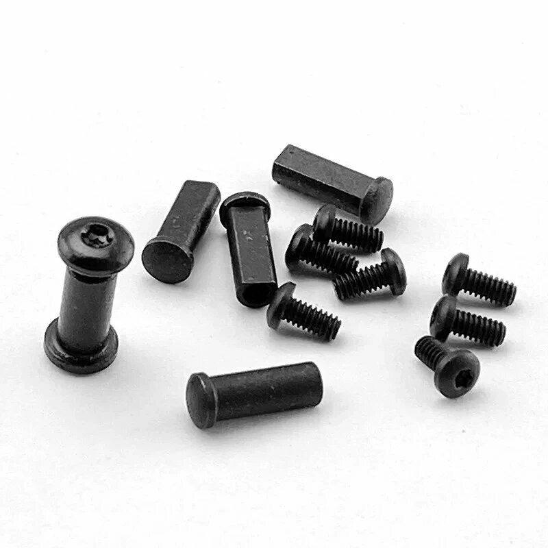 Винт для Spyderco Endura (C10) и Delica (C11) из нержавеющей стали blackC10