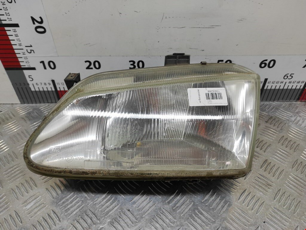 Фара левая Renault Scenic 1 260605784R арт. 1993288