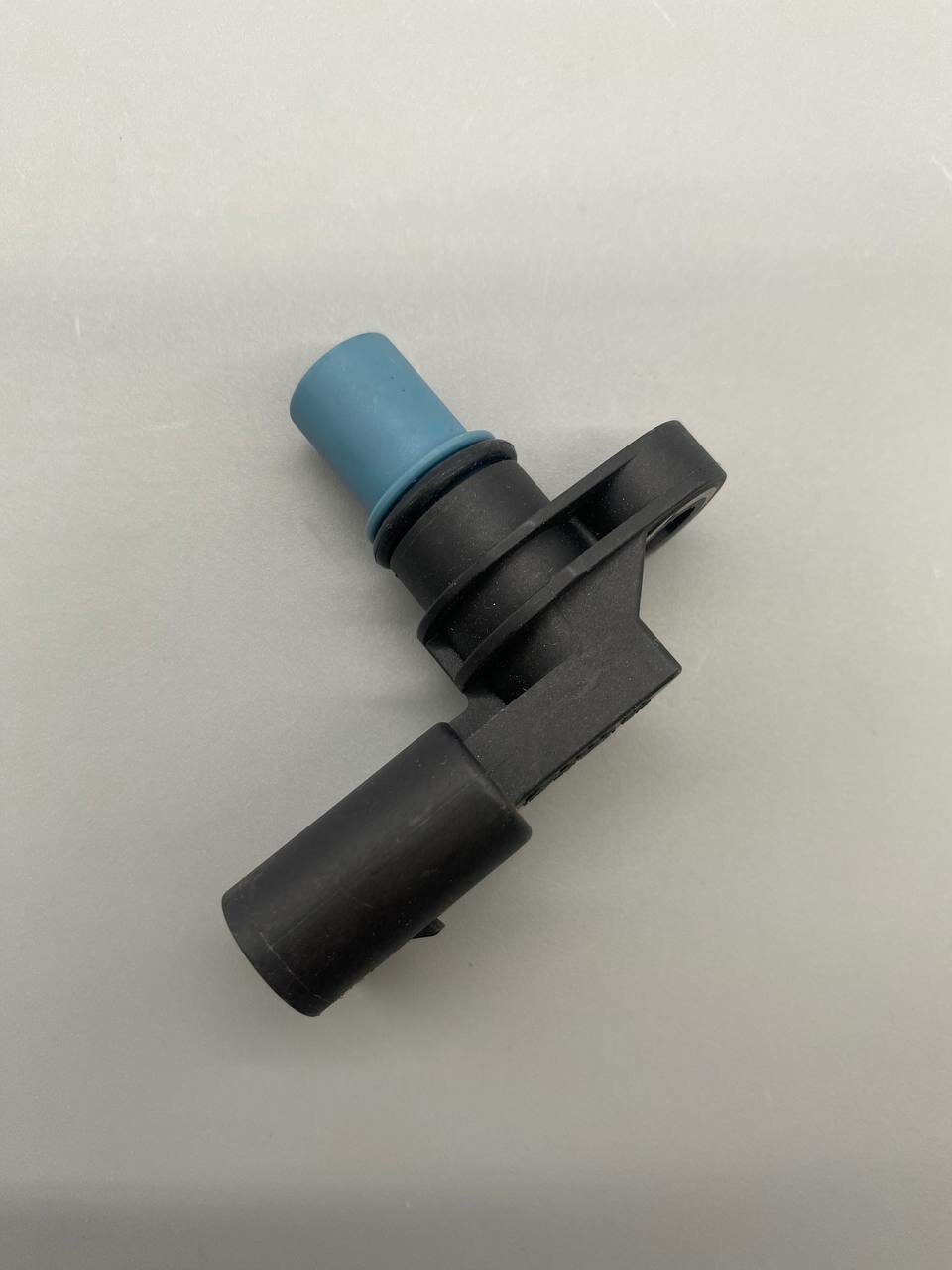 Датчик распредвала VAG 06E905163