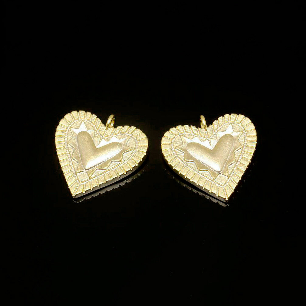 Подвеска, 15х15мм, Корея, Сердце с орнаментом, базовый материал - цинковый сплав, матовое позолоченное, 1 шт.