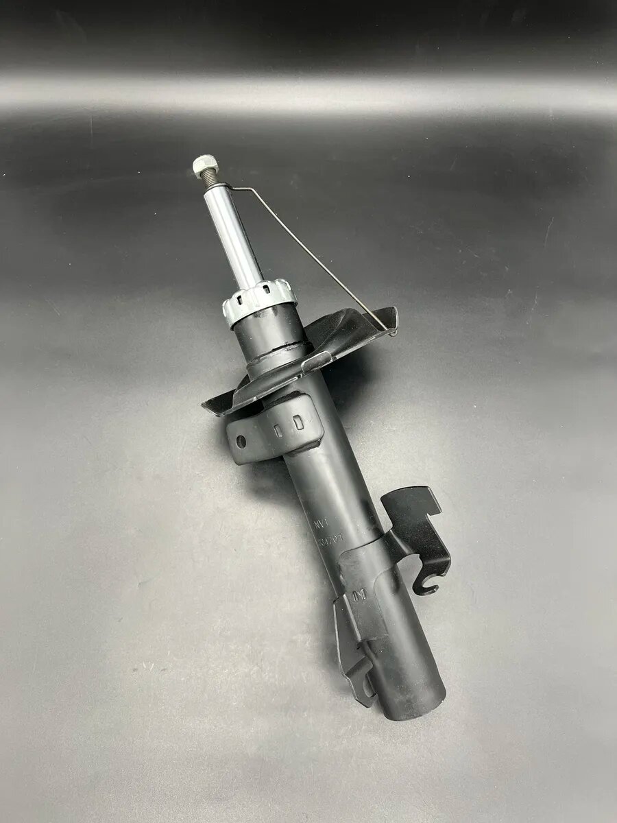 Стойка передняя левая Новое