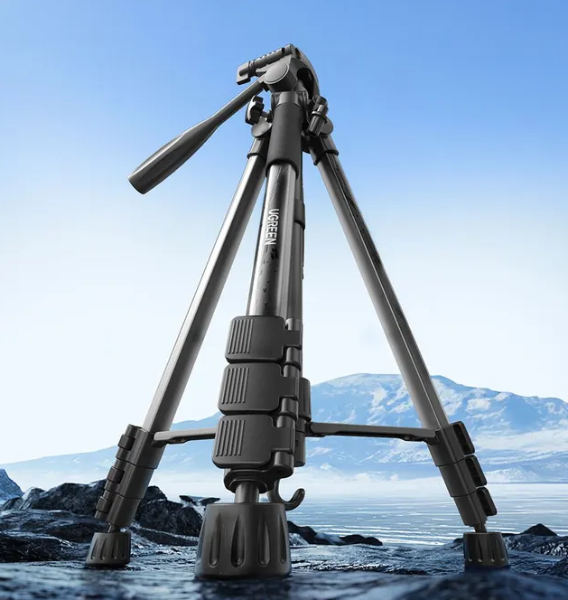 Штатив профессиональный UGREEN LP661 (15187) трипод для телефона и камеры, цвет черный