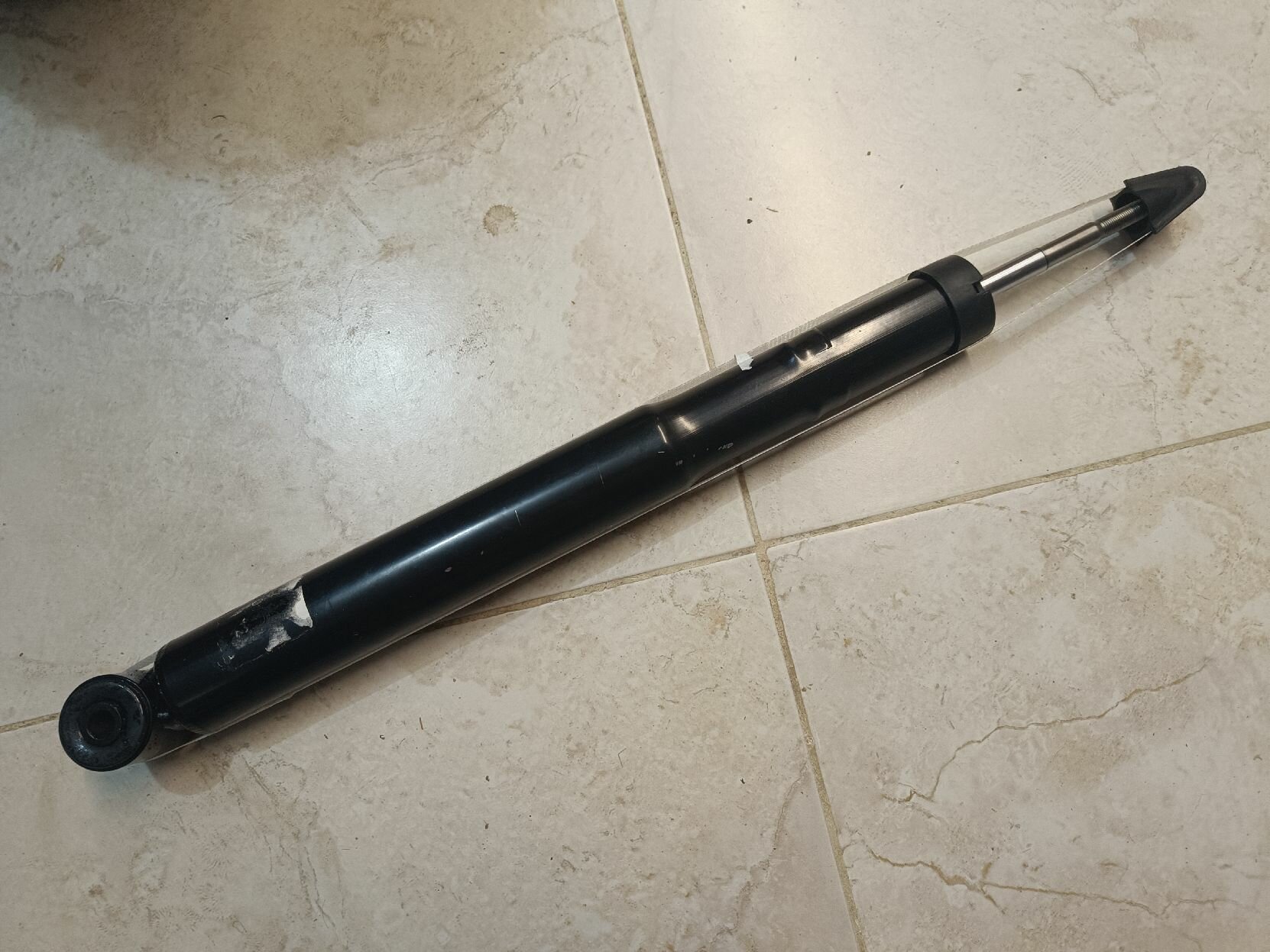 Амортизатор задний Faw Oley [1.5 16V 4AT хетчбэк] 2915015AHL