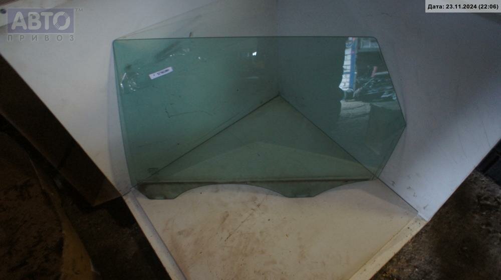 Стекло двери задней левой Volvo S40 / V50 (2004-2013)