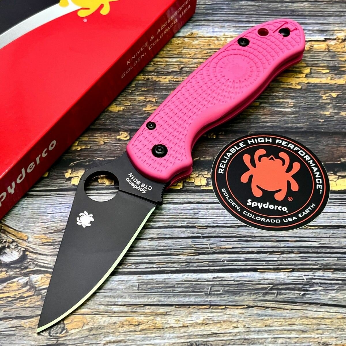 Нож складной Spyderco SC223PPNBK Para-Military 3, Black Blade, Pink Handle
