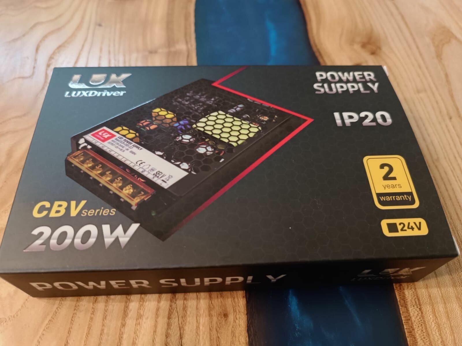Блок питания для светодиодной ленты LUXDriver 200Вт 24В